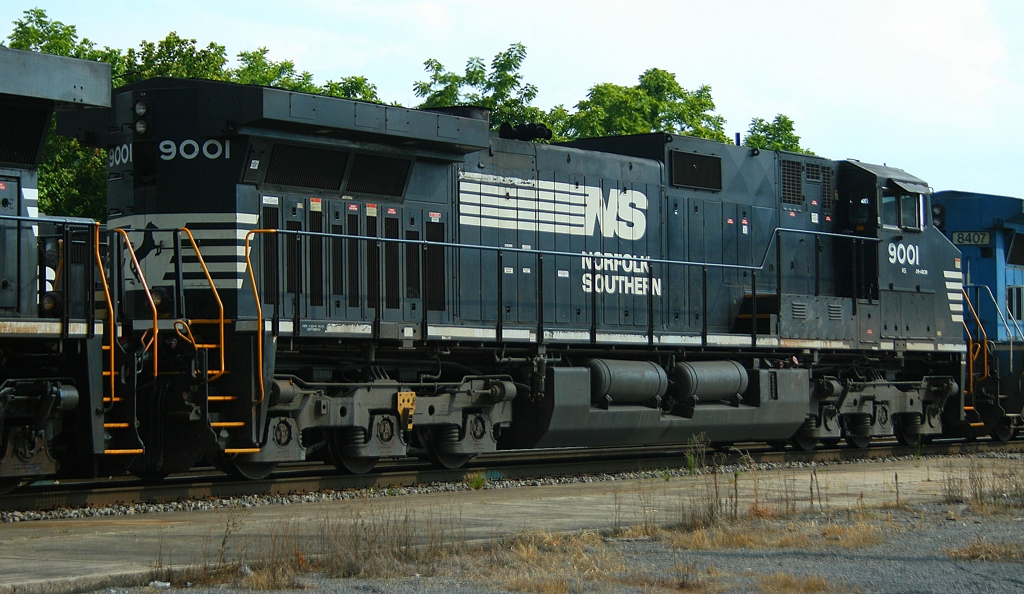 NS 9001
